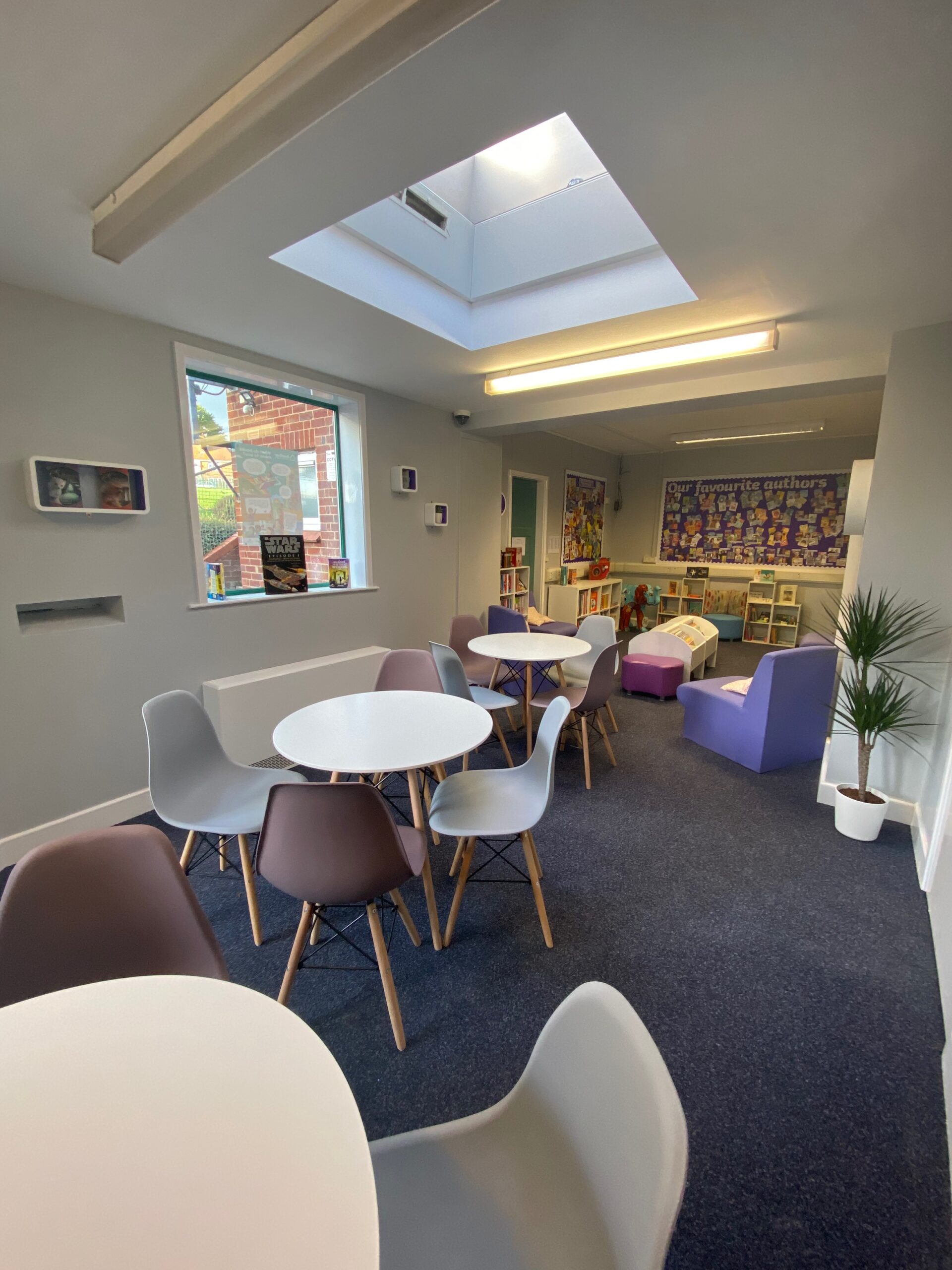 Reading Ambassadors | Hollymount School