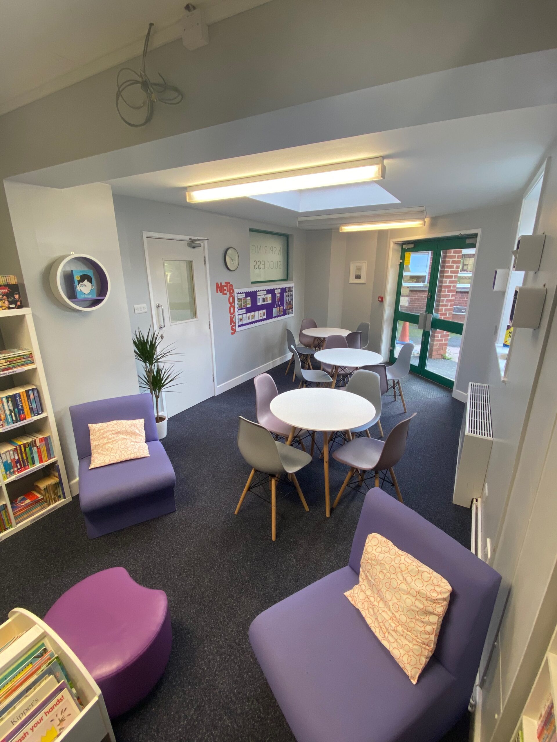 Reading Ambassadors | Hollymount School