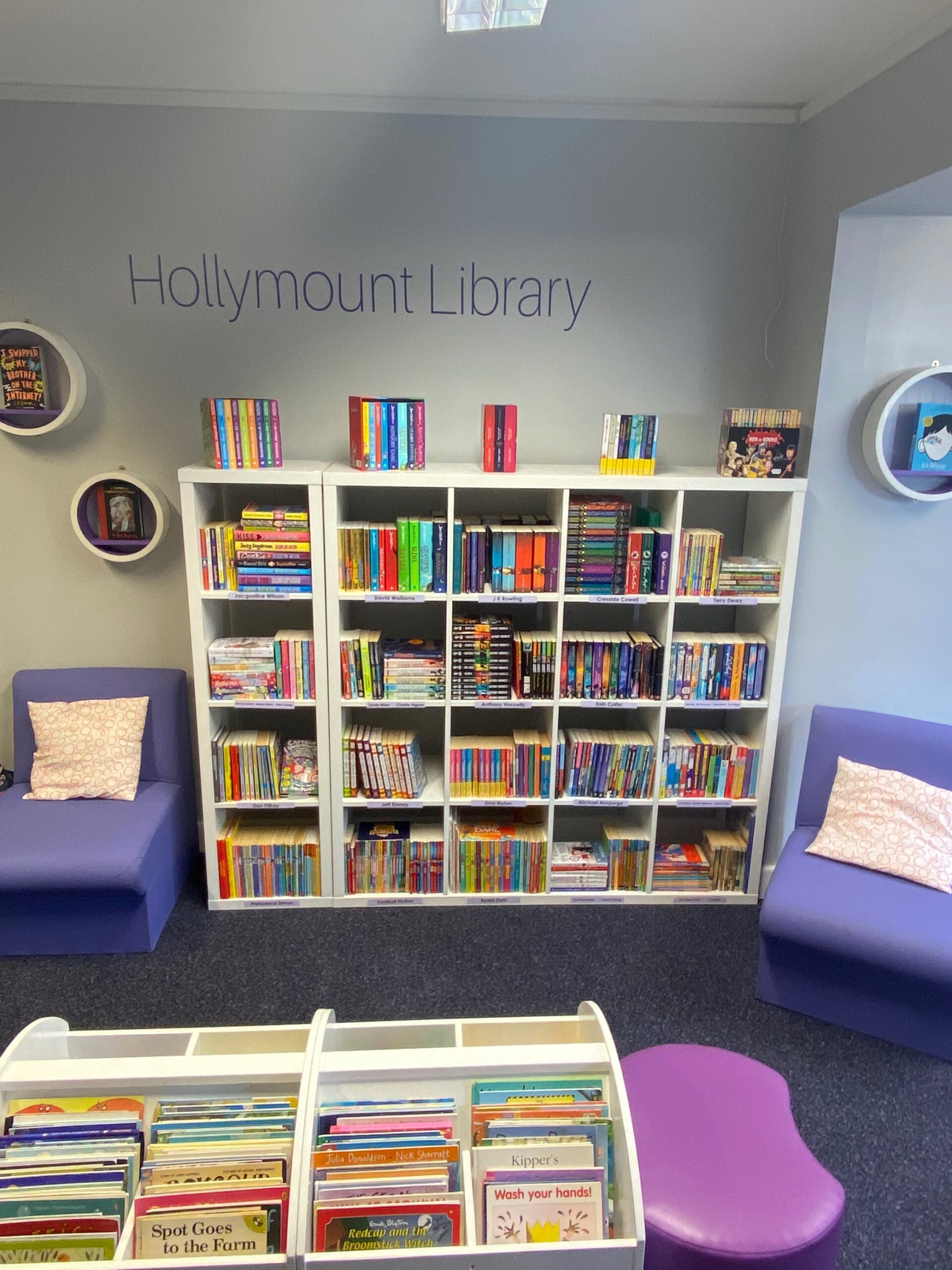 Reading Ambassadors | Hollymount School